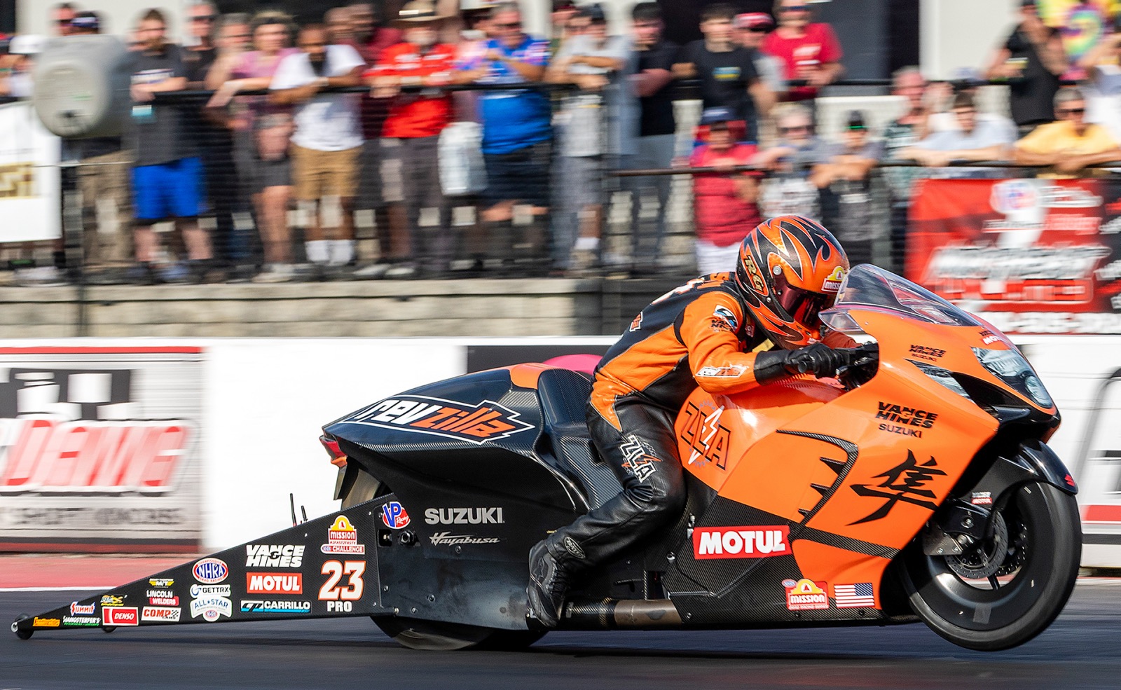 MotoGP - Ο Richard Gadson Προκρίνεται στον Ημιτελικό Γύρο στους Αγώνες ...